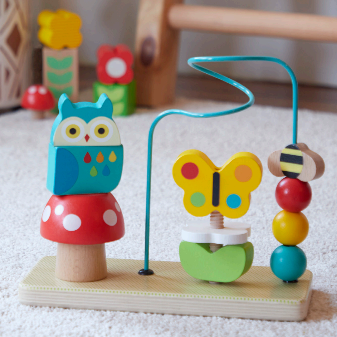 Petit Collage - Ampersand Inc.